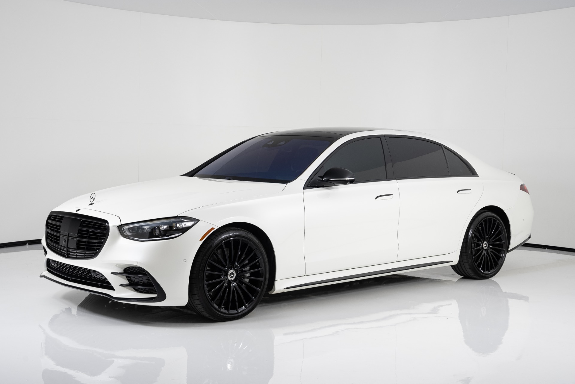 Mercedes S Class 2022 Amg White