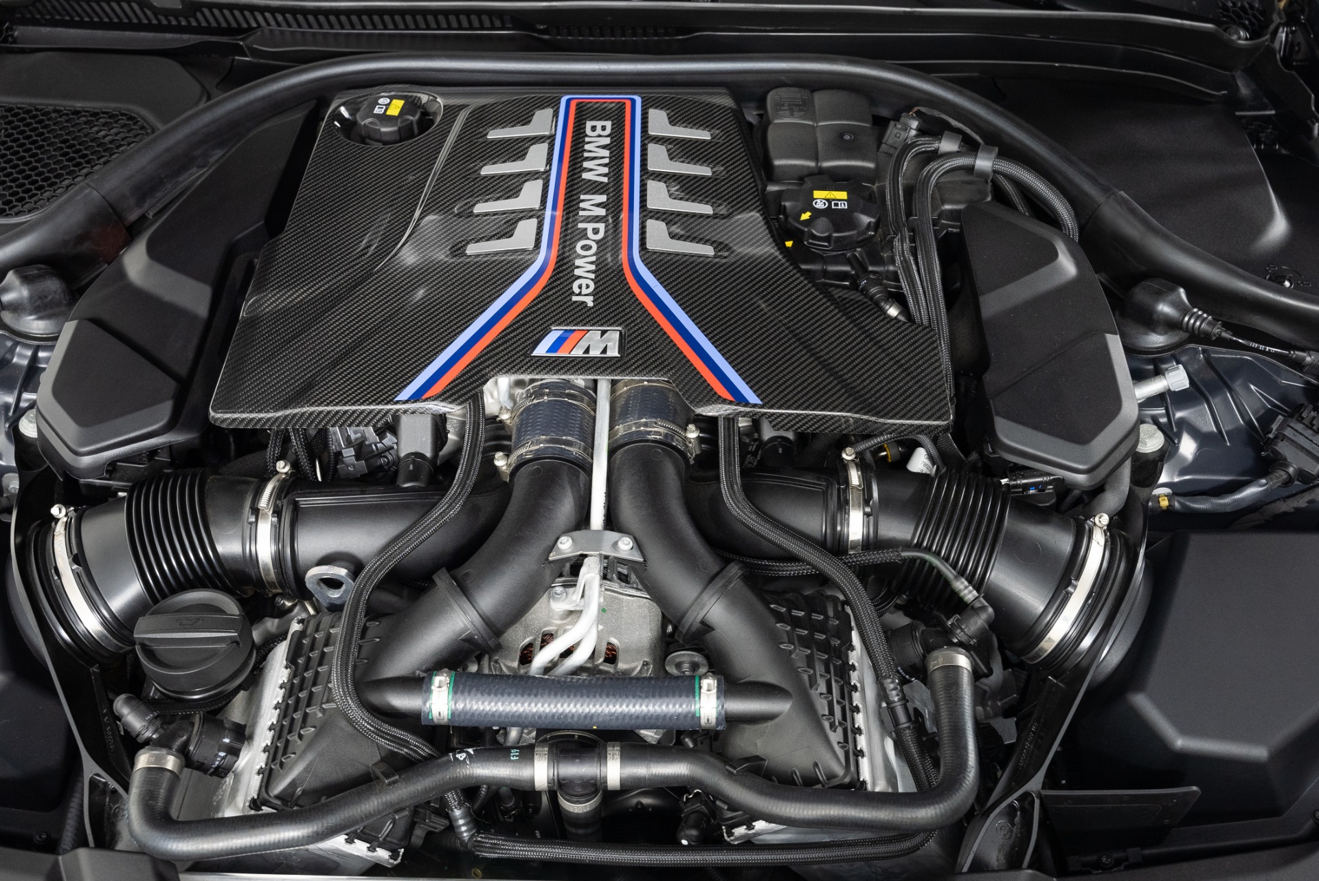 2022 M5 Engine