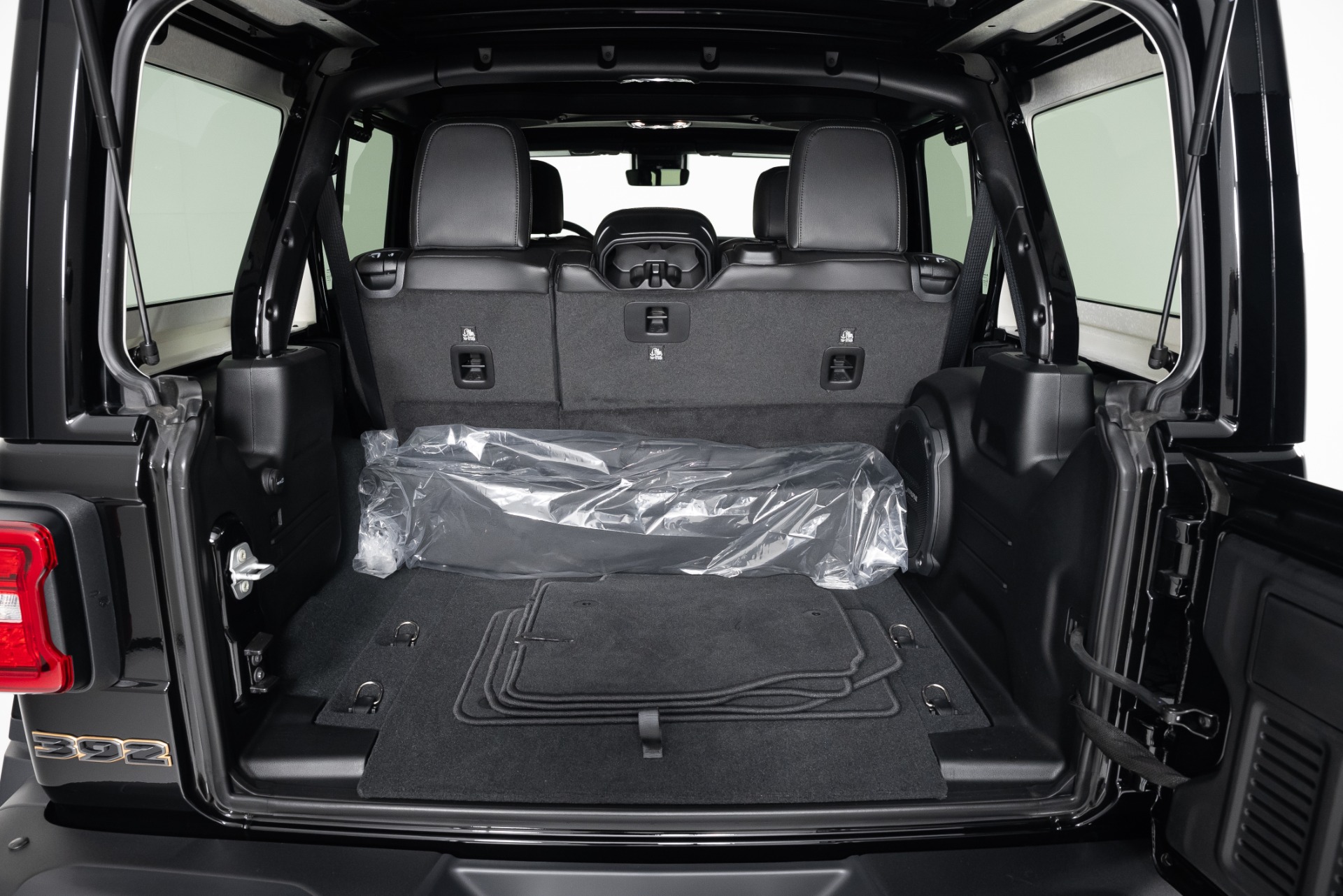 2022 Jeep Wrangler Interior Trunk