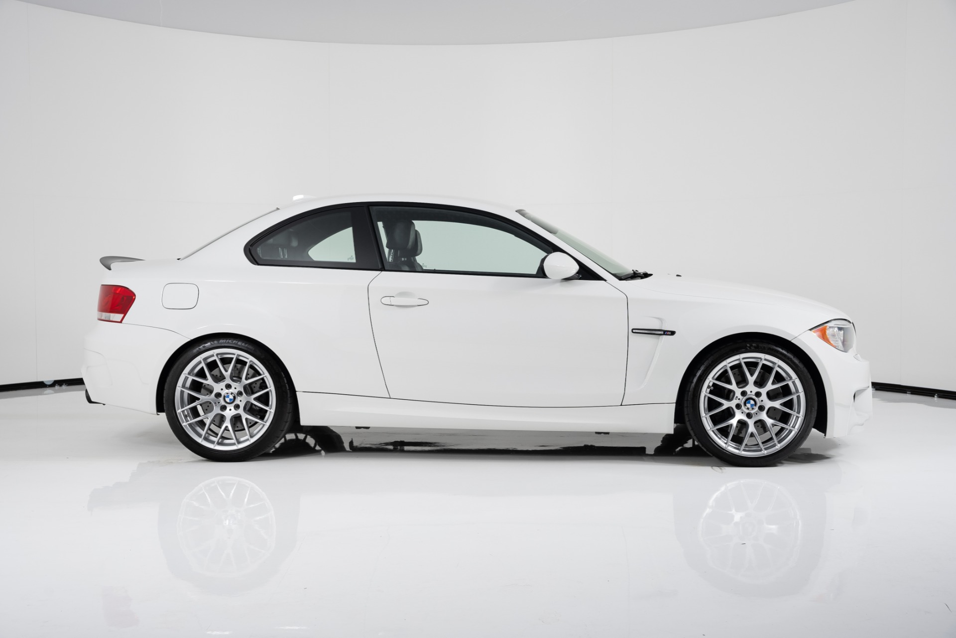 Bmw 1m White