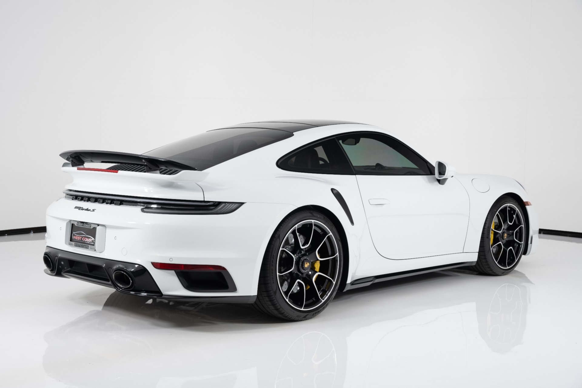 Porsche 2022 911 Turbo White