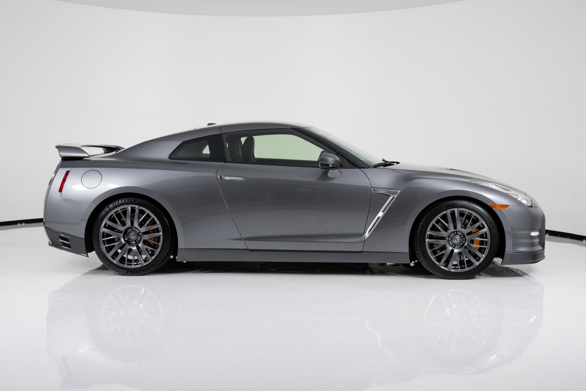 Detail Page | Exotic Car Dealership | West Coast Exotic Cars