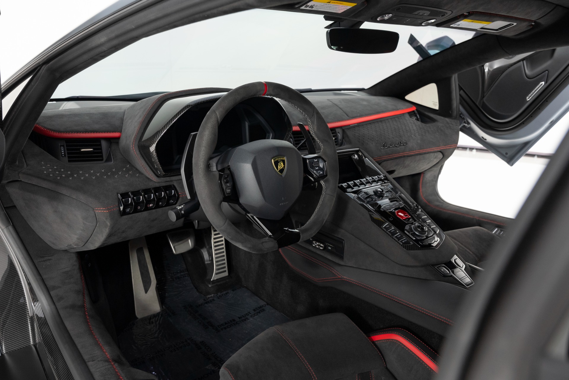 Lamborghini Veneno 2022 Interior