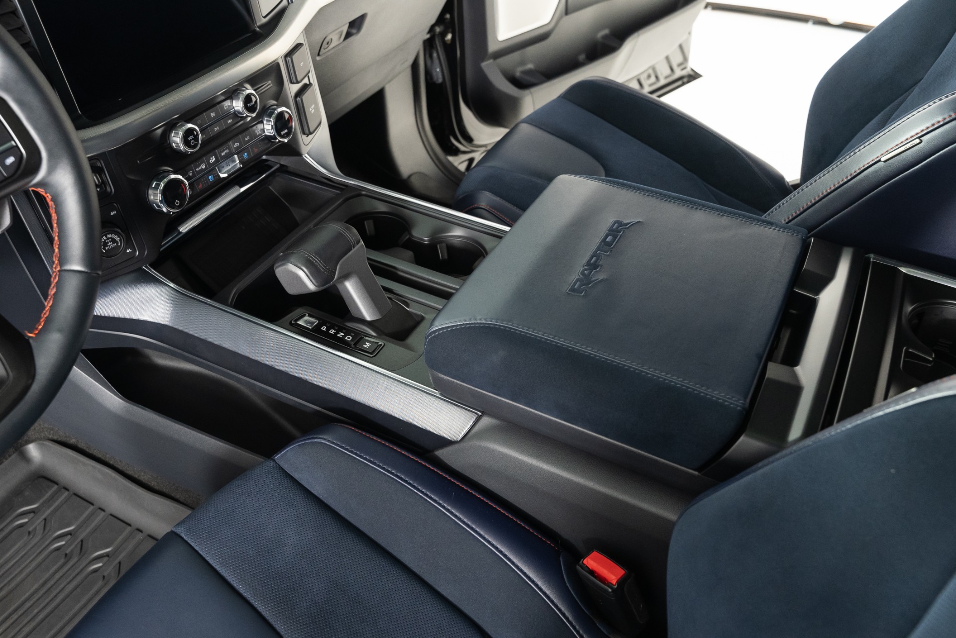 Ford F150 Raptor Interior