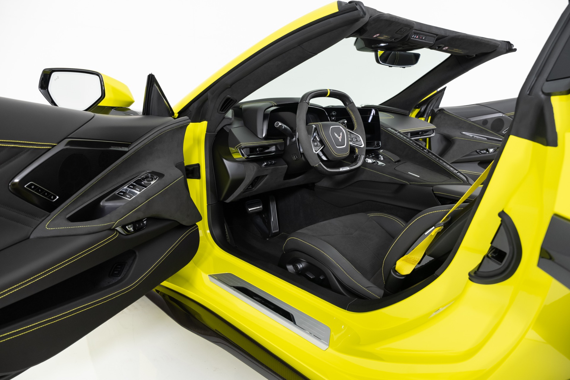 2022 Corvette Z06 Convertible Yellow