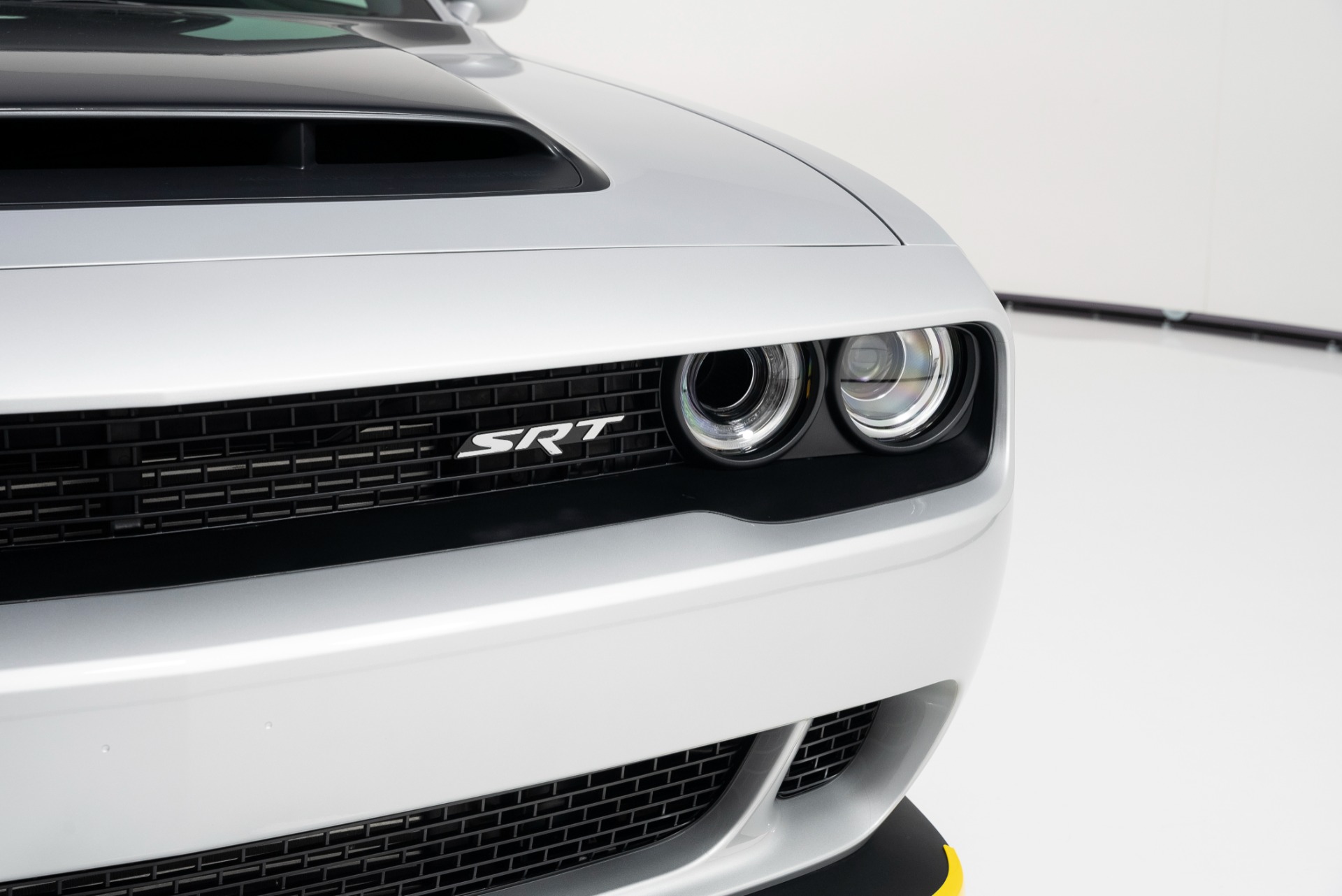 Dodge Challenger Hellcat Branco New White Dodge Challenger SRT Hellcat