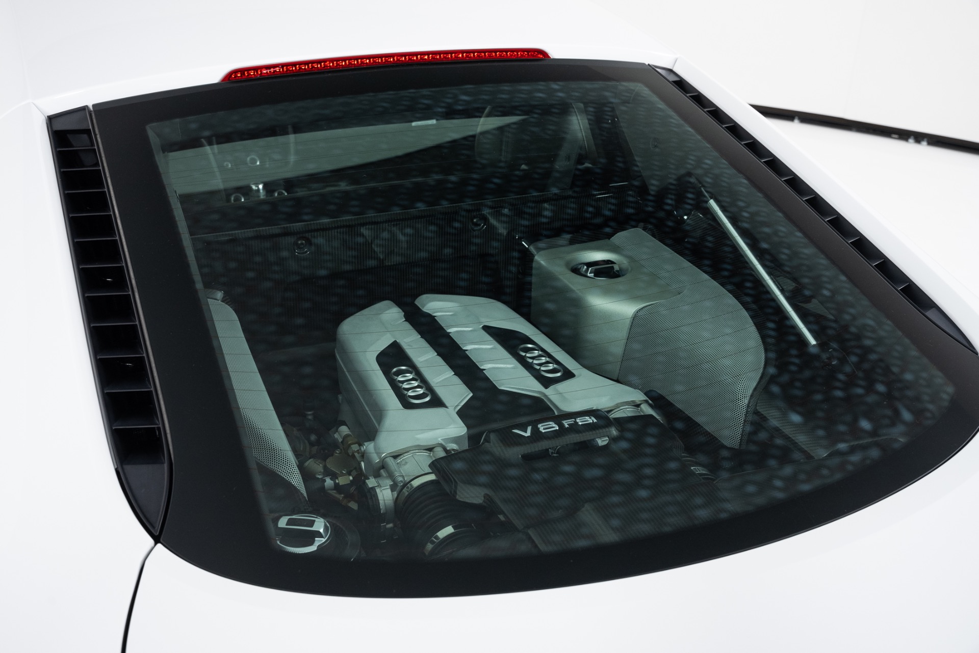 Audi R8 Engine Lights