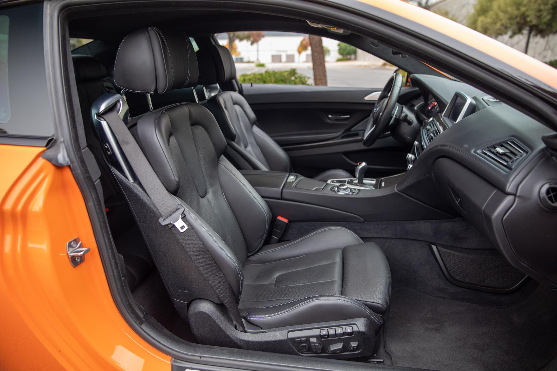 2022 Bmw M6 Convertible Interior
