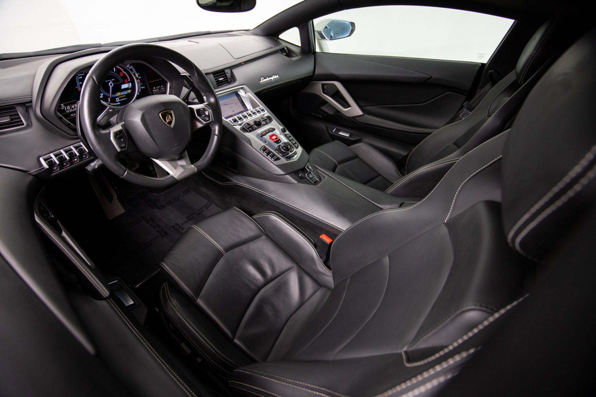 Lamborghini Aventador Interior Black