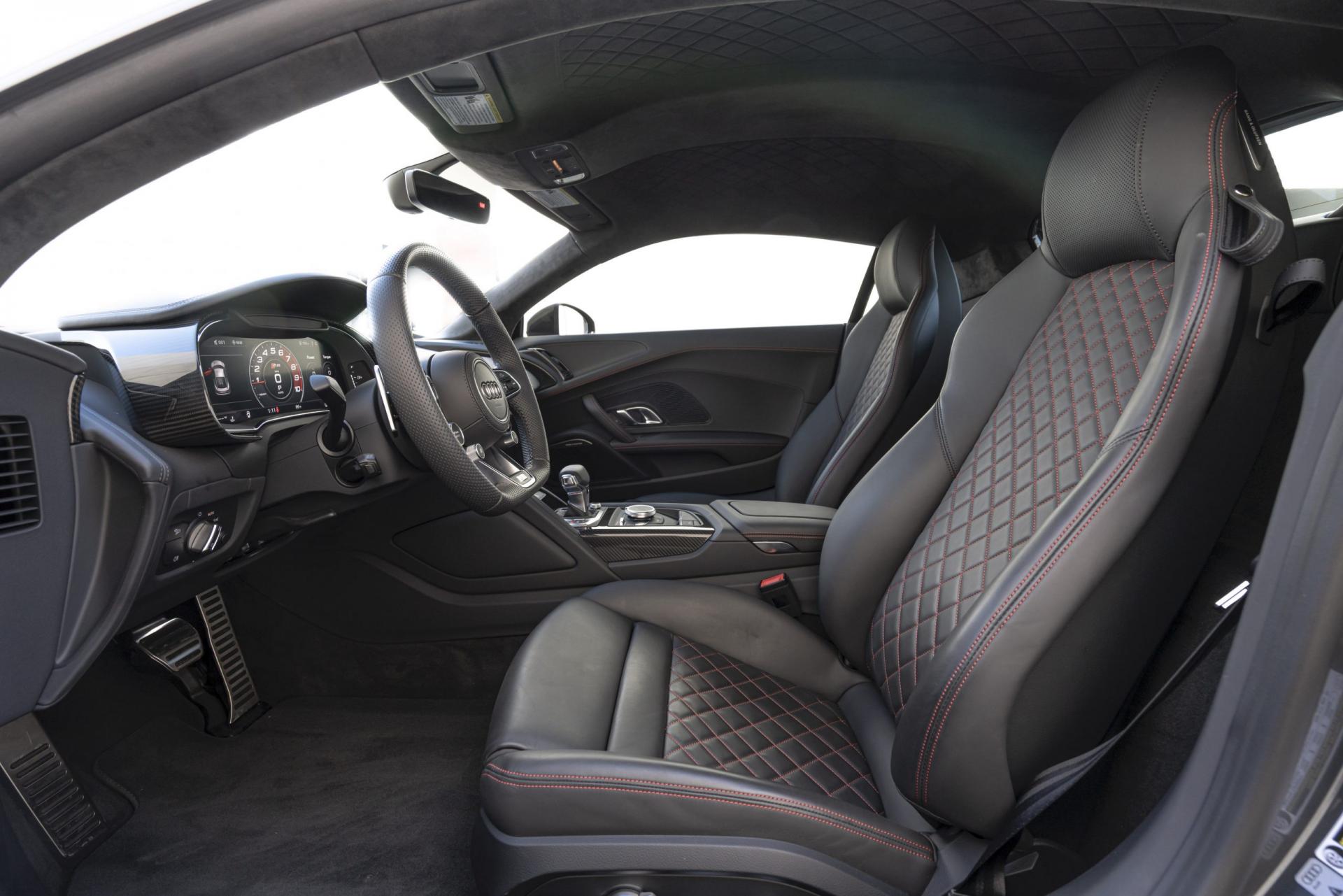 Audi R8 Interior White
