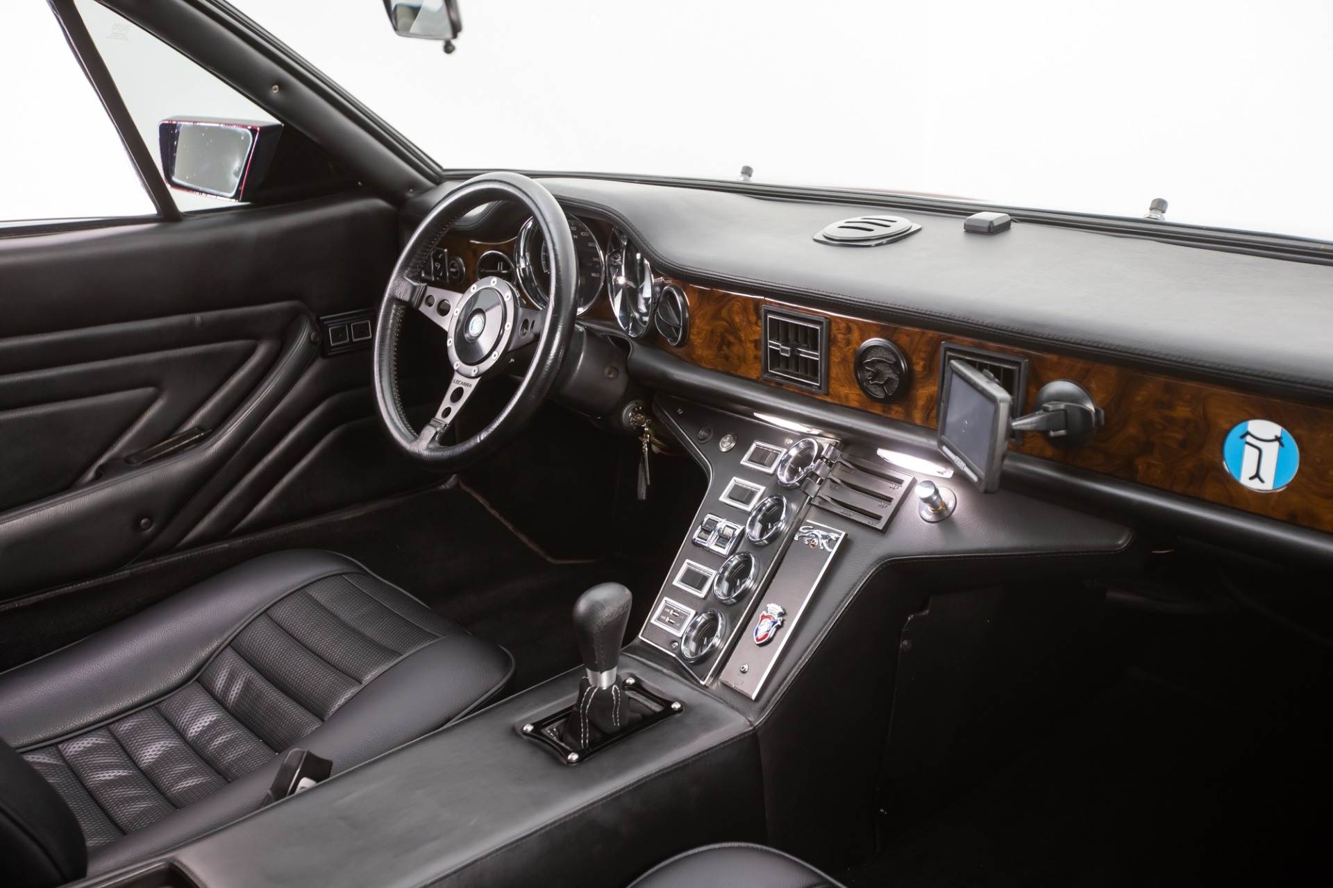 De Tomaso Pantera Interior