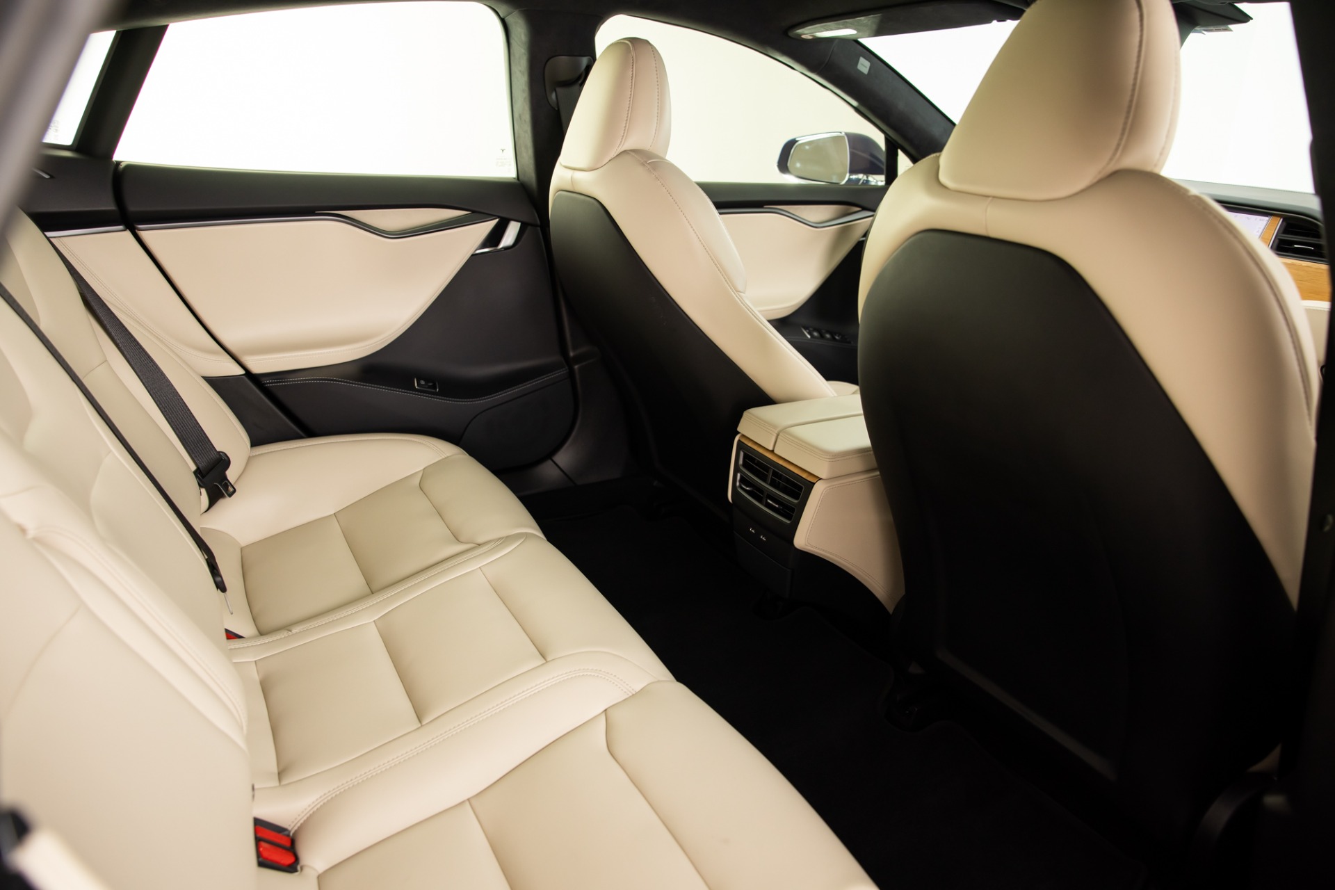 Detail Page | Exotic Car Dealership | West Coast Exotic Cars