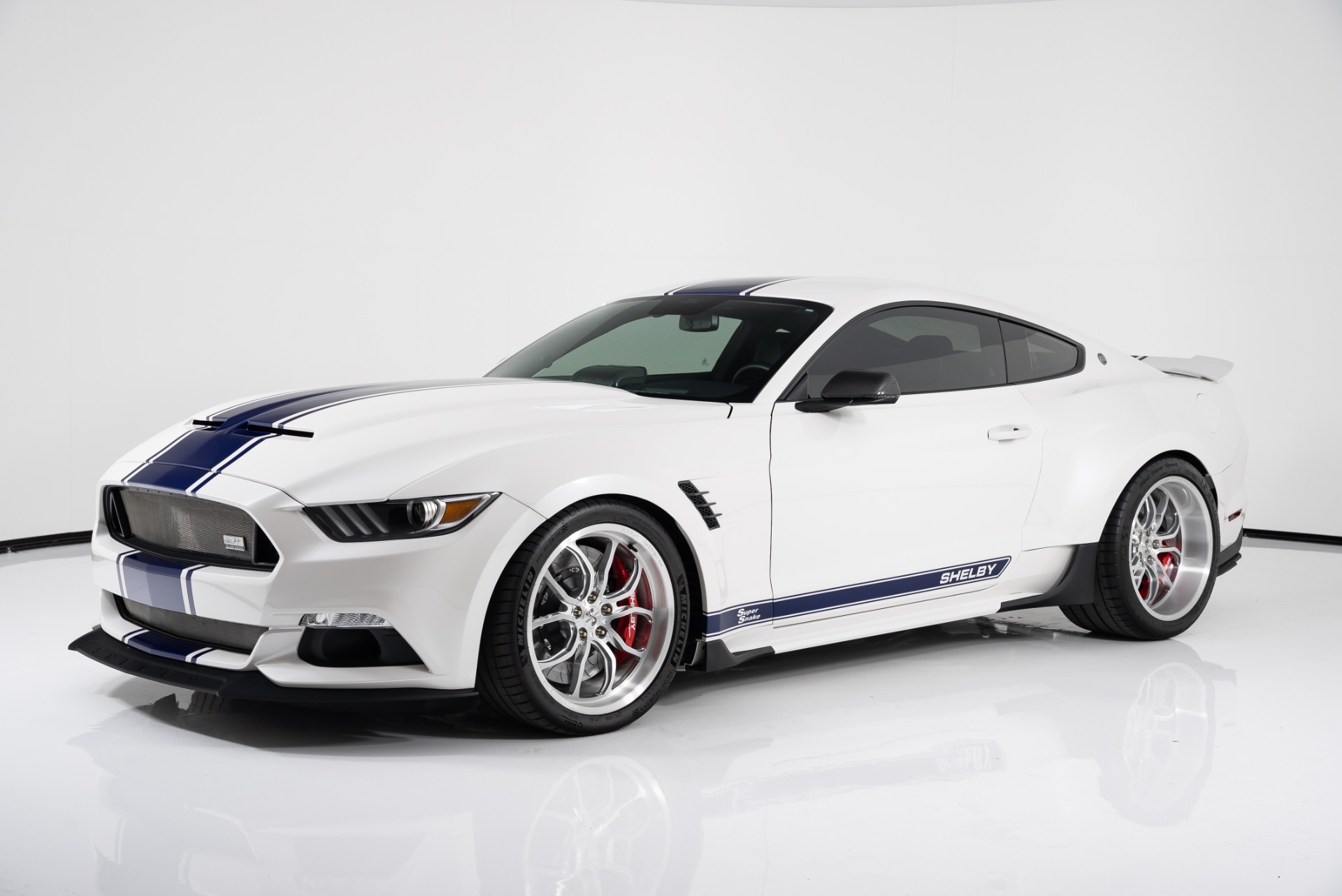 Amazing Ford Mustang Gt Super Snake Gallery